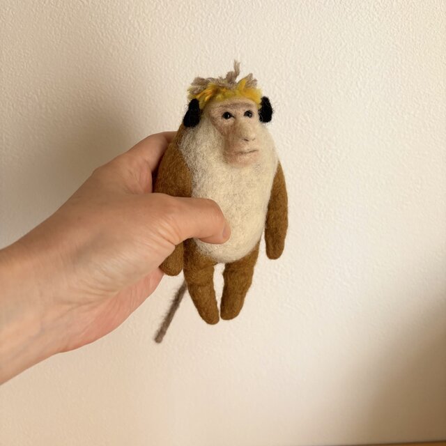 トクモンキーのキーホルダー | iichi 日々の暮らしを心地よくするハンドメイドやアンティークのマーケットプレイス