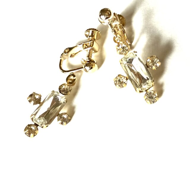 【ヴィンテージ swarovski クリスタル クロス 十字架 イヤリング】ピアス変更可のコピー | iichi 日々の暮らしを心地よくするハンドメイドやアンティークのマーケットプレイス