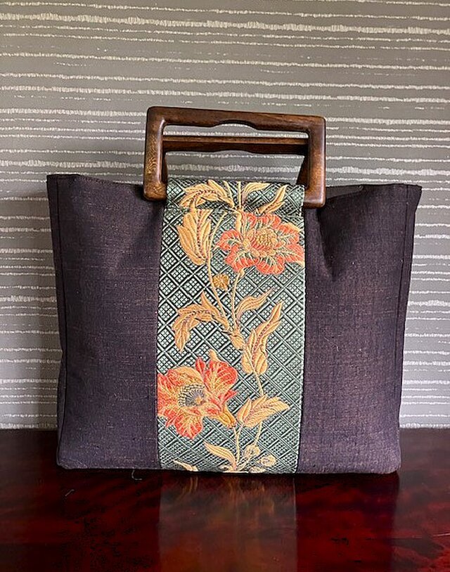 花柄八寸帯と無地紬の剥ぎ手提 | iichi 日々の暮らしを心地よくするハンドメイドやアンティークのマーケットプレイス