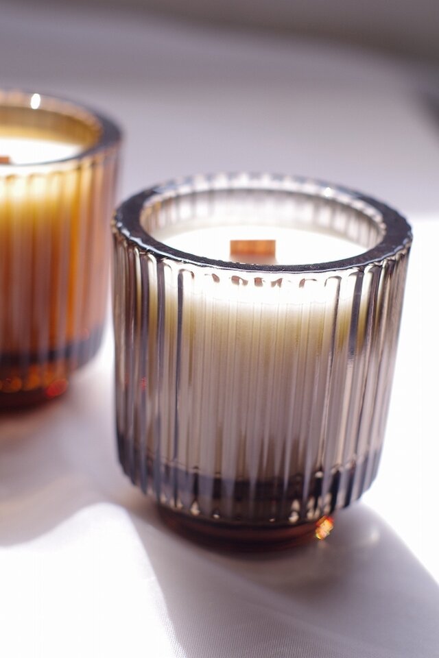 「Still（スティル）」 – 木芯の癒しのアロマキャンドル 大人のリラックス時間 | iichi 日々の暮らしを心地よくするハンドメイドやアンティークのマーケットプレイス