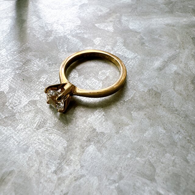 RA99-【 AVON 】エイボン・ヴィンテージリング 1990s 18K H.G.E. Clear Rhinestones | iichi 日々の暮らしを心地よくするハンドメイドや ...