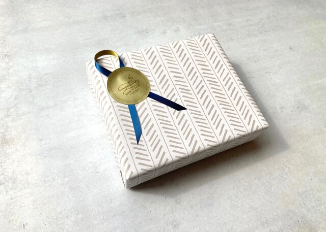 手縫いのレザーキーケース / イタリアンレザー / 受注生産 / オリジナルBOX付 | iichi 日々の暮らしを心地よくするハンドメイドやアンティークのマーケットプレイス