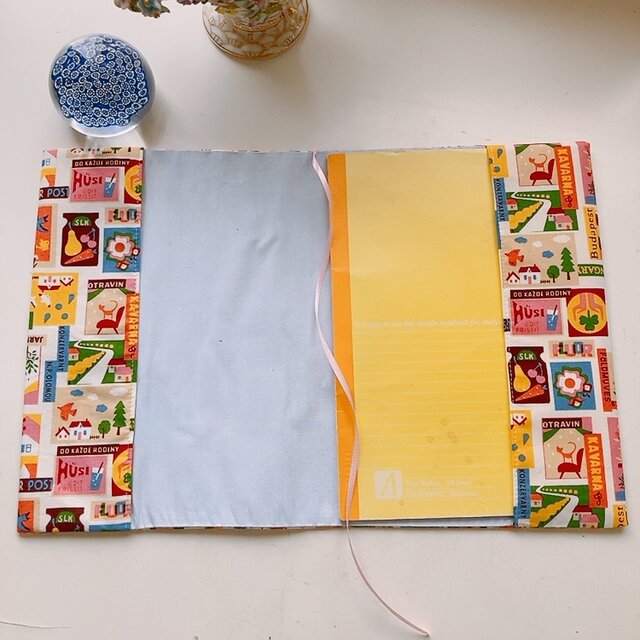 【B5サイズ用】FUWARI ヨーロッパ地名入り可愛いイラスト ノートカバー 教科書カバー ブックカバー | iichi 日々の暮らしを心地よくするハンドメイドやアンティークのマーケットプレイス