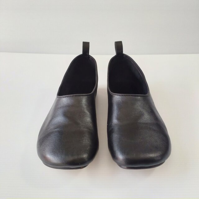 送料無料 本革バレエシューズ 無料サイズ調整 色変更可 外反母趾 大人可愛い 本革 22cm～26cm | iichi 日々の暮らしを心地よくするハンドメイドやアンティークのマーケットプレイス