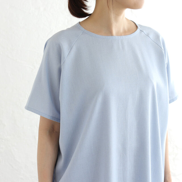 大人の装いに。すっきり見えリネン混サックワンピース（ライトブルー）OP19 | iichi 日々の暮らしを心地よくするハンドメイドやアンティークのマーケットプレイス