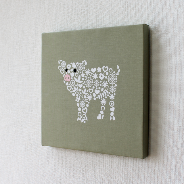 ブタのパネル M-758【全10色/白】ファブリックパネル | iichi 日々の暮らしを心地よくするハンドメイドやアンティークのマーケットプレイス