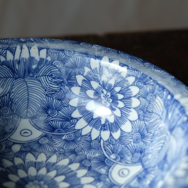 【特価¥3300→¥1800】線描き風で素敵 瀬戸焼 花文印判鉢 碗 骨董/antiques 丁寧な暮らしに。明治〜大正期 | iichi 日々の暮らしを心地よくするハンドメイドやアンティーク ...