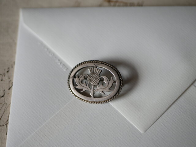 vintage ブローチ ヨーロッパヴィンテージ ヴィンテージブローチ | iichi 日々の暮らしを心地よくするハンドメイドやアンティークのマーケットプレイス