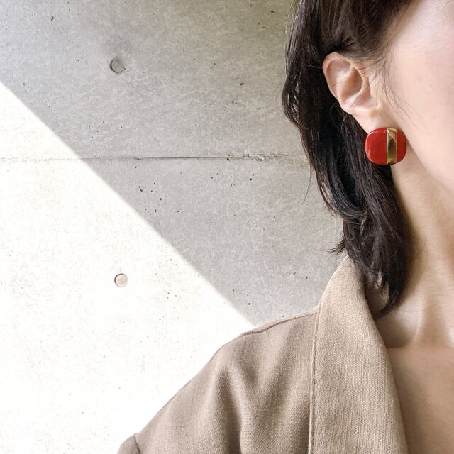 PM50-【 Monet 】モネ・ヴィンテージイヤリング Gold Tone Red Enamel Paint Square | iichi 日々の暮らしを心地よくするハンドメイドや ...