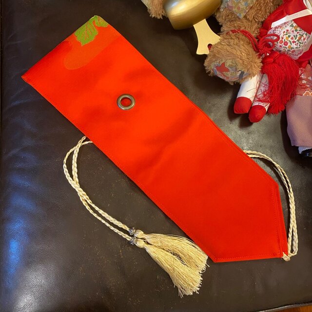 夏着物リメイク ミニミディ ワンピース ドレス 名古屋帯サッシュベルト 和洋折衷 薄緑に、白と淡紅の葉と小花 SKW-29 | iichi 日々の暮らしを心地よくするハンドメイドやアンティーク ...