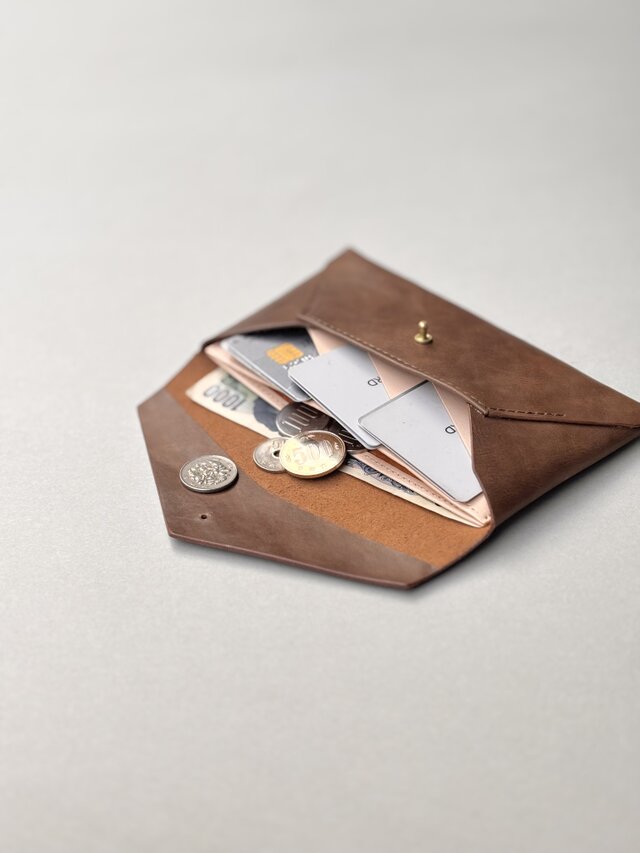 ミニマム長財布 ENVELOPE (WHITE) | iichi 日々の暮らしを心地よくするハンドメイドやアンティークのマーケットプレイス