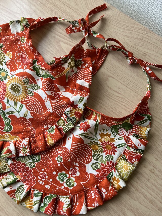 着物リメイク、お地蔵さんの涎掛け！ | iichi 日々の暮らしを心地よくするハンドメイドやアンティークのマーケットプレイス