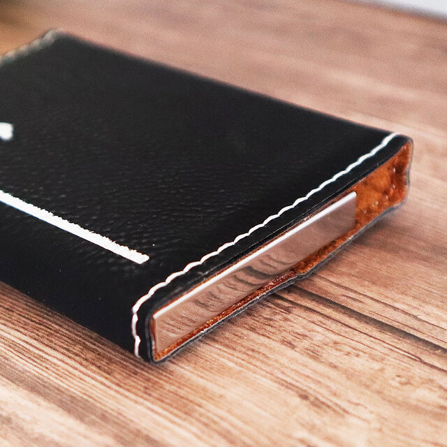 【馬好きに贈る】シンプルで上品な馬デザイン名刺入れ｜本革風・名入れOK | iichi 日々の暮らしを心地よくするハンドメイドやアンティークの ...