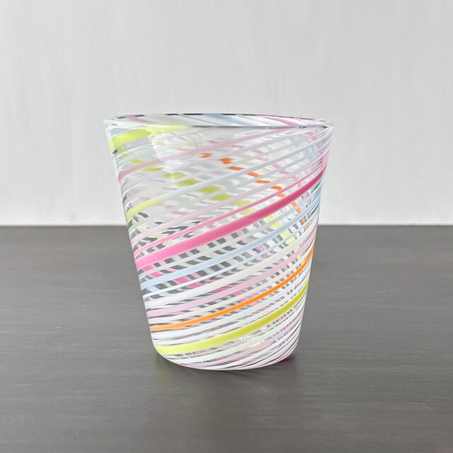 colors 32 グラス | iichi 日々の暮らしを心地よくするハンドメイドやアンティークのマーケットプレイス