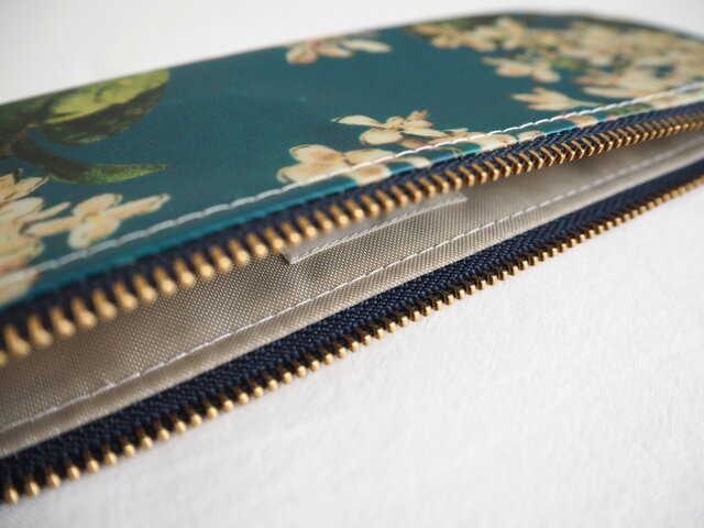 [K様オーダー品] リバティ ラミネート歯ブラシケース 2点 | iichi 日々の暮らしを心地よくするハンドメイドやアンティークのマーケットプレイス