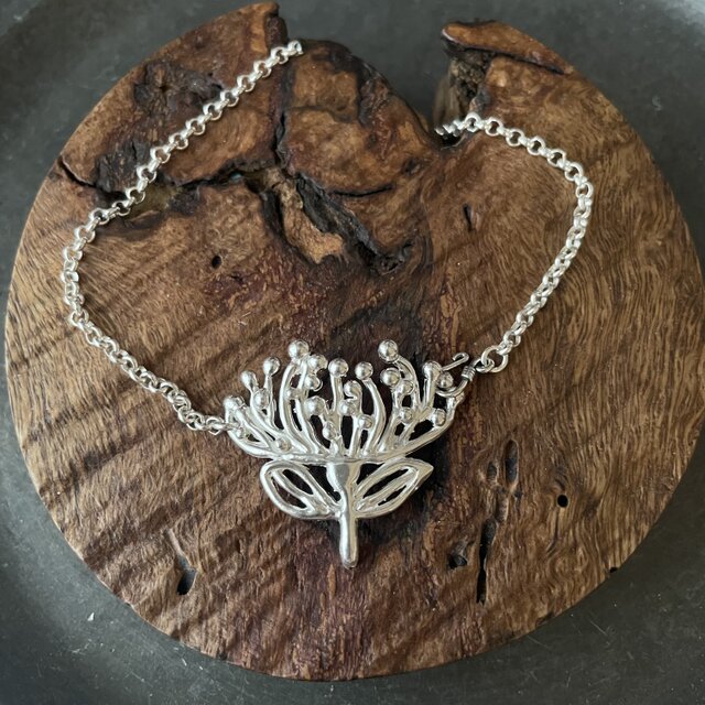 BOTANICAL ブレスレット | iichi 日々の暮らしを心地よくするハンドメイドやアンティークのマーケットプレイス