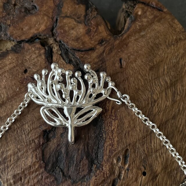 BOTANICAL ブレスレット | iichi 日々の暮らしを心地よくするハンドメイドやアンティークのマーケットプレイス