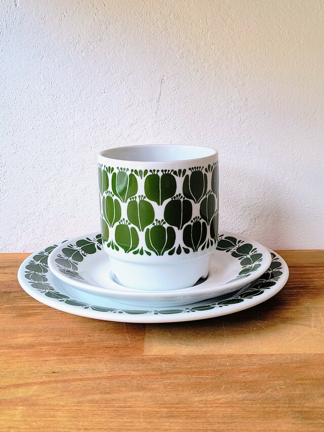 EGERSUND/エーゲルスン KORULEN / カップ＆ソーサー ケーキプレートセット① | iichi 日々の暮らしを心地よくするハンドメイドやアンティークのマーケットプレイス