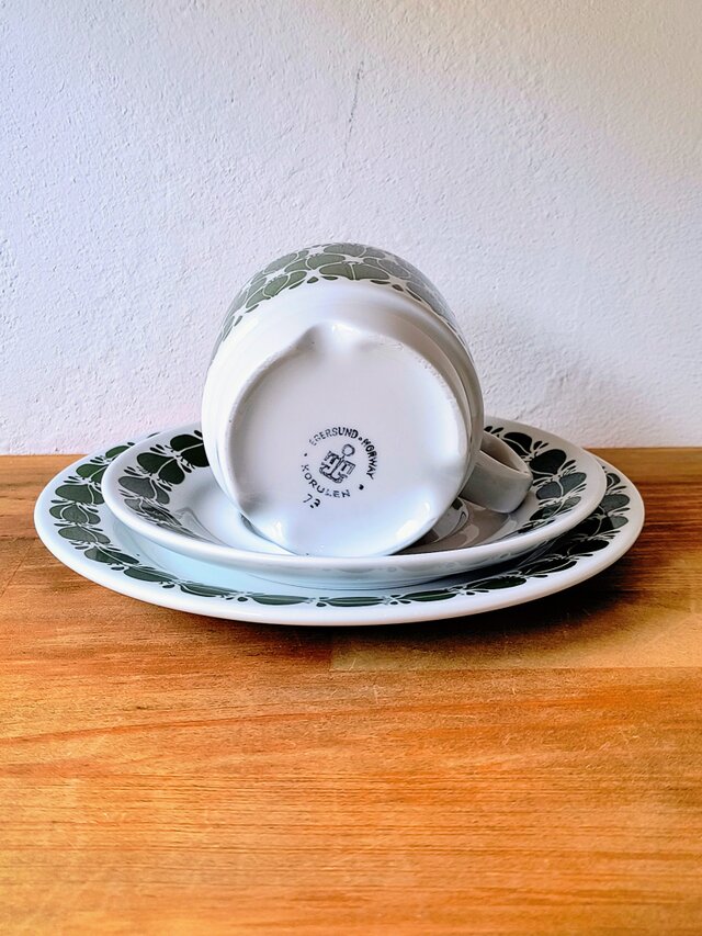 EGERSUND/エーゲルスン KORULEN / カップ＆ソーサー ケーキプレートセット① | iichi 日々の暮らしを心地よくするハンドメイドやアンティークのマーケットプレイス