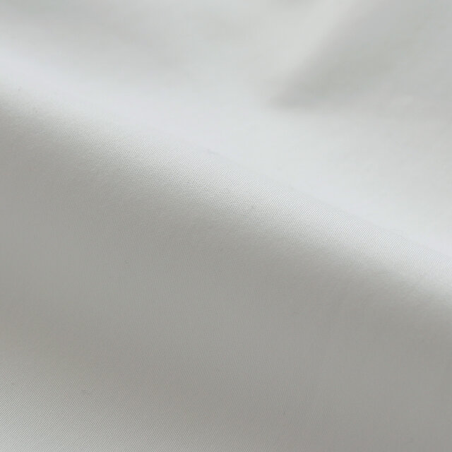 さらりと纏う スーピマコットン バンドカラーブラウス （オフホワイト）TP11 | iichi 日々の暮らしを心地よくするハンドメイドやアンティークのマーケットプレイス