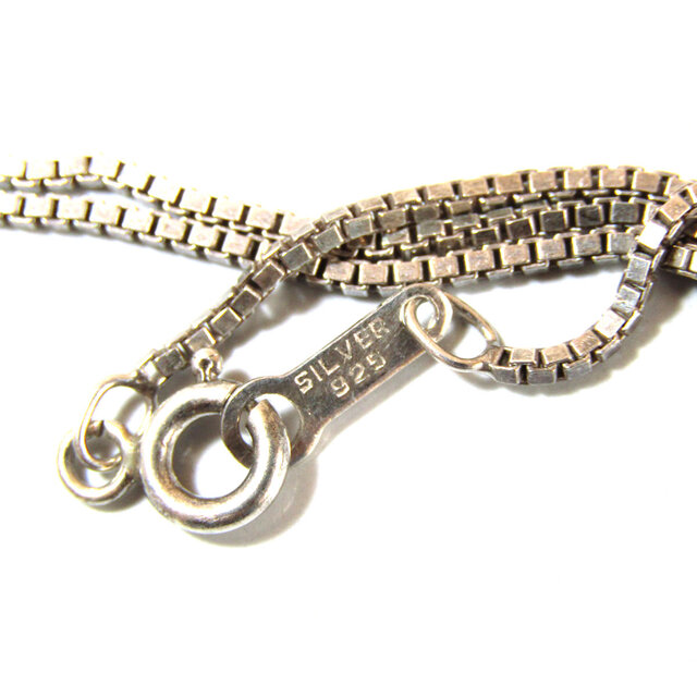 Vintage Red Cross Cut Glass Silver 925 Necklace | iichi 日々の暮らしを心地よくするハンドメイドやアンティークのマーケットプレイス