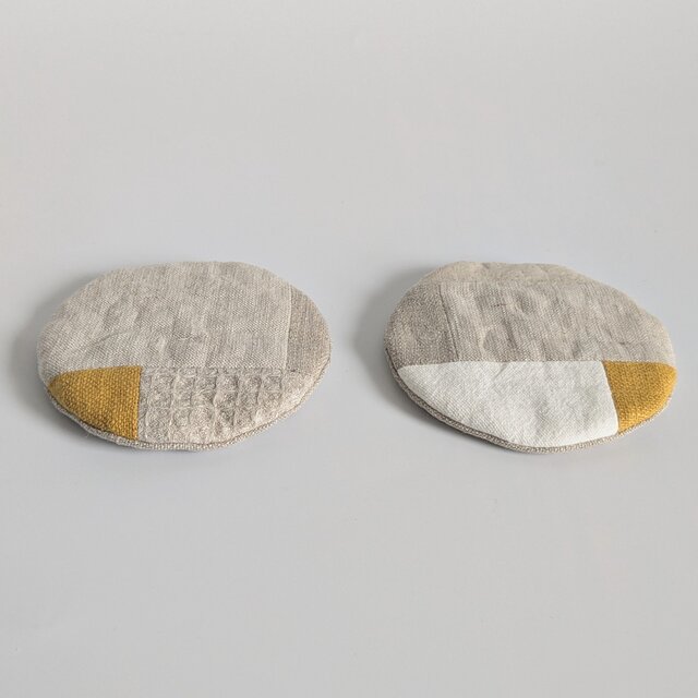 リネンのコースター まる 2枚set/マスタード ナチュラル パッチワーク | iichi 日々の暮らしを心地よくするハンドメイドやアンティークのマーケットプレイス