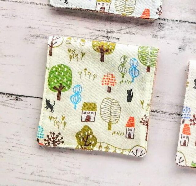 森の家 ハーフハンカチ タオルハンカチ プチギフト 名入れ | iichi 日々の暮らしを心地よくするハンドメイドやアンティークのマーケットプレイス