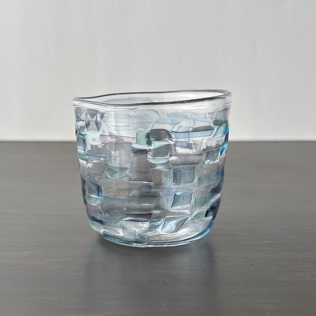 めんちょこ patch 5 | iichi 日々の暮らしを心地よくするハンドメイドやアンティークのマーケットプレイス