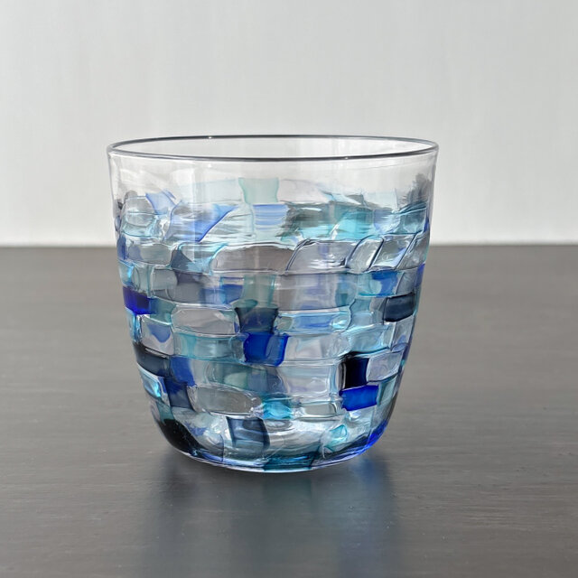 めんちょこ patch 9 | iichi 日々の暮らしを心地よくするハンドメイドやアンティークのマーケットプレイス