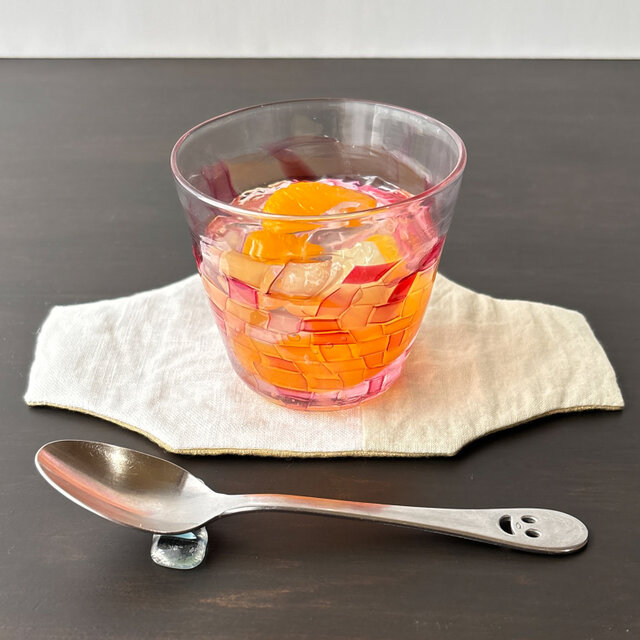 めんちょこ patch 17 | iichi 日々の暮らしを心地よくするハンドメイドやアンティークのマーケットプレイス