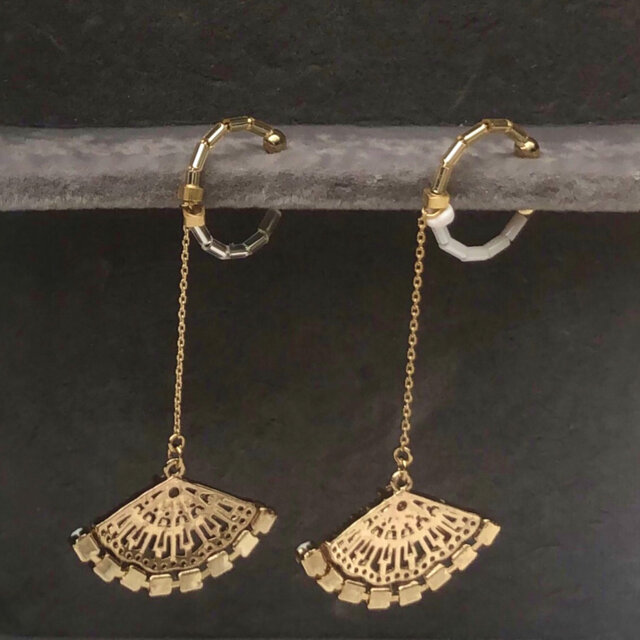 ★雅 Miyabi | 耳元で舞う扇 | 2way ★イヤーカフ 片耳 | iichi 日々の暮らしを心地よくするハンドメイドやアンティークのマーケットプレイス