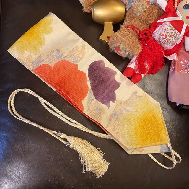 浴衣 リメイク ロング ワンピース ドレス 名古屋帯サッシュベルト 和洋折衷 オリーブグリーンの緑陰に、色を灯して。 W-571 | iichi 日々の暮らしを心地よくするハンドメイドや ...