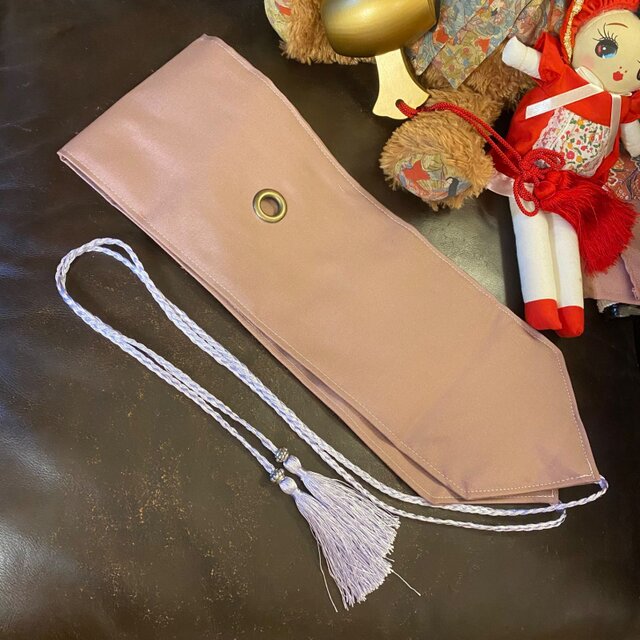 着物リメイク ワンピース ドレス 洗える 化繊 帯サッシュベルト 和洋折衷 森の静寂に、花が咲く。 KW-982 | iichi 日々の暮らしを心地よくするハンドメイドやアンティークの ...