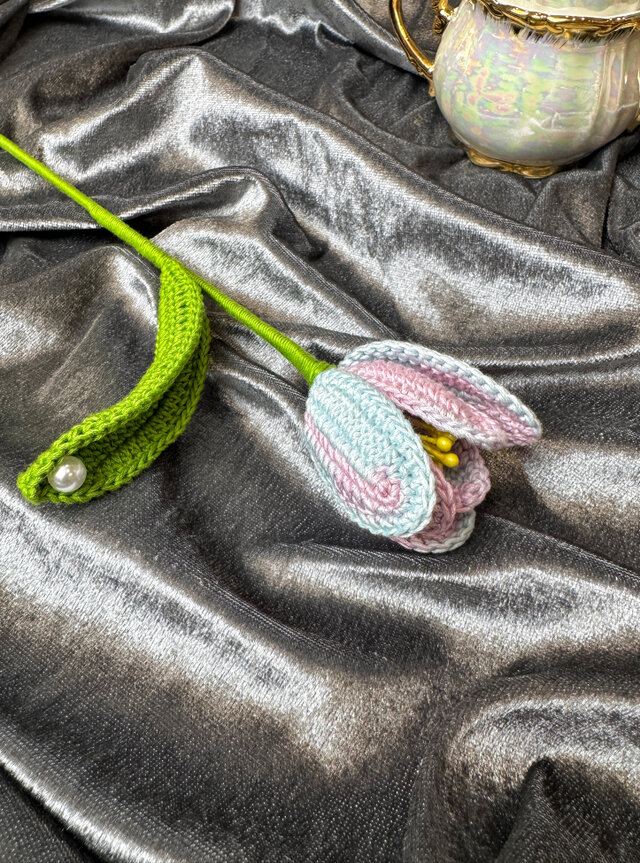 **毛糸編みチューリップ** | iichi 日々の暮らしを心地よくするハンドメイドやアンティークのマーケットプレイス