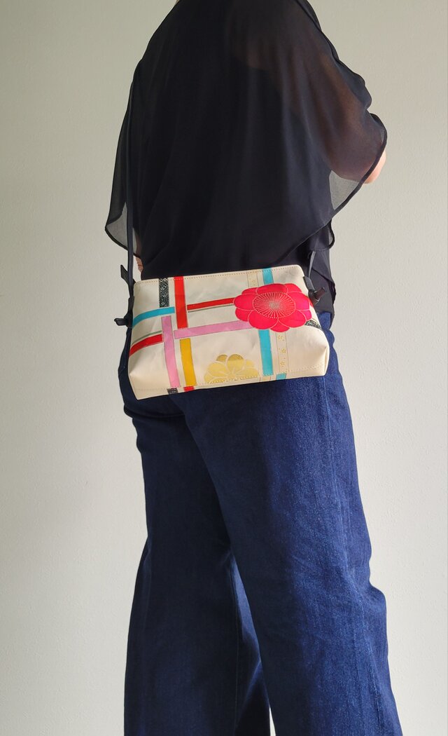 着物バッグ 花柄 | iichi 日々の暮らしを心地よくするハンドメイドやアンティークのマーケットプレイス