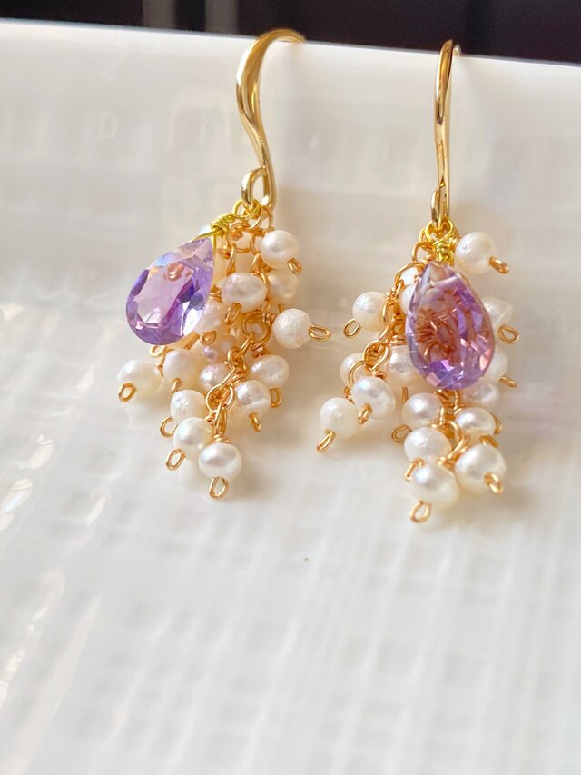 宝石質ピンクアメジストのファセットカットと淡水真珠のピアス /ac343 | iichi 日々の暮らしを心地よくするハンドメイドやアンティークのマーケットプレイス