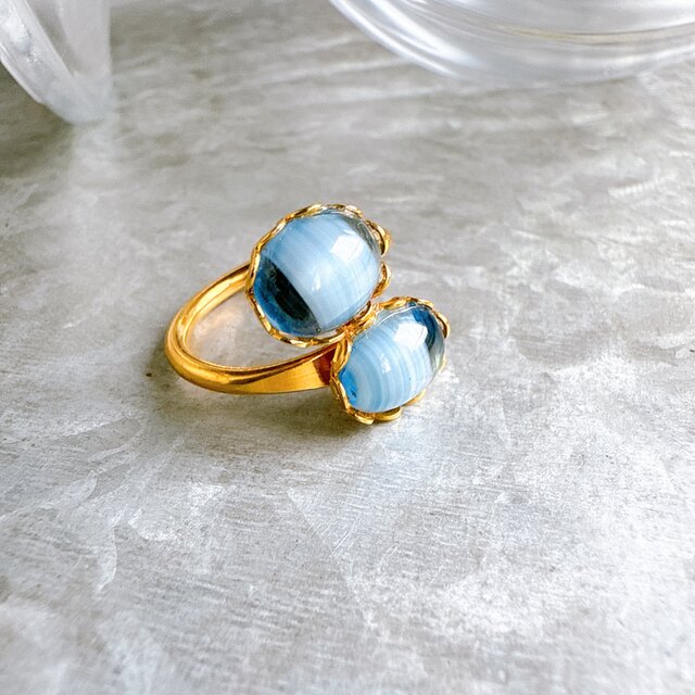 R398-ヴィンテージリング U.S.A. 1960s Light Blue Marble Glass Cabochon | iichi 日々の暮らしを心地よくするハンドメイドやアンティークの ...