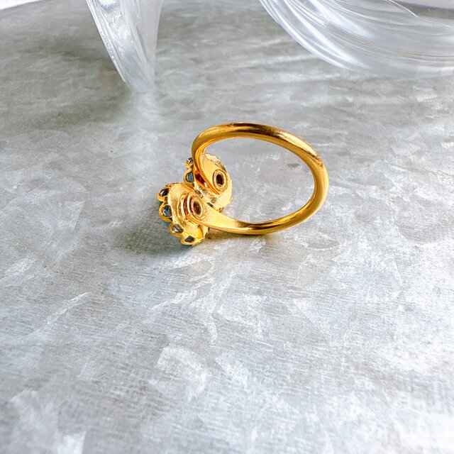 R398-ヴィンテージリング U.S.A. 1960s Light Blue Marble Glass Cabochon | iichi 日々の暮らしを心地よくするハンドメイドやアンティークの ...