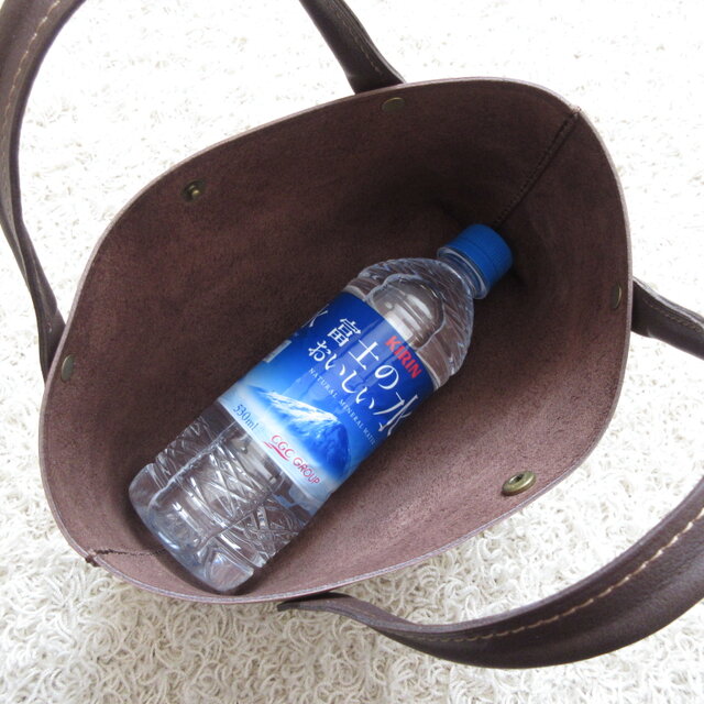 贅沢な手縫い仕上げ♪《牛革》新シリーズ☆レクタングル☆ミニトート・カフェオレ・0623 | iichi 日々の暮らしを心地よくするハンドメイドやアンティークのマーケットプレイス