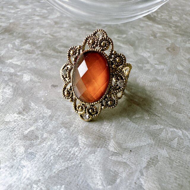 R399-ヴィンテージリング U.S.A. Amber Crystal Cut Art Nouveau Gold Tone | iichi 日々の暮らしを心地よくするハンドメイドやアンティーク ...