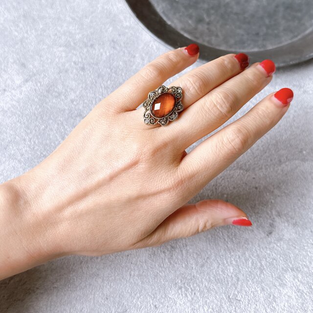 R399-ヴィンテージリング U.S.A. Amber Crystal Cut Art Nouveau Gold Tone | iichi 日々の暮らしを心地よくするハンドメイドやアンティーク ...