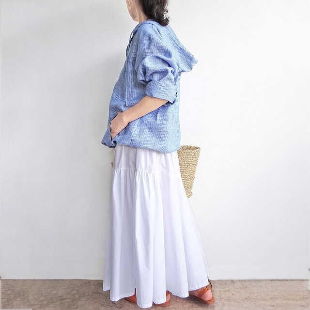 リネンフーディプルオーバー（ブルーストライプ） | iichi 日々の暮らしを心地よくするハンドメイドやアンティークのマーケットプレイス