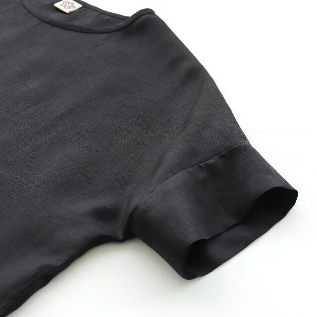 大人のTシャツに。リネンのワイドプルオーバーブラウス（ブラック）TP34 | iichi 日々の暮らしを心地よくするハンドメイドやアンティークのマーケットプレイス
