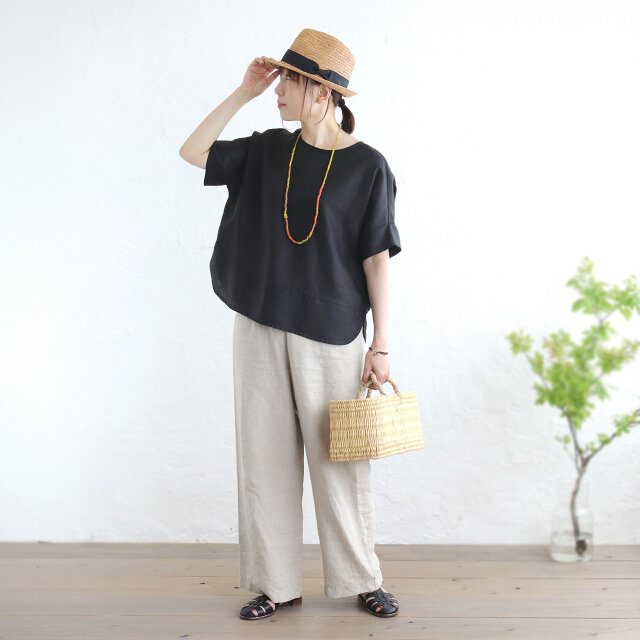 大人のTシャツに。リネンのワイドプルオーバーブラウス（ブラック）TP34 | iichi 日々の暮らしを心地よくするハンドメイドやアンティークのマーケットプレイス