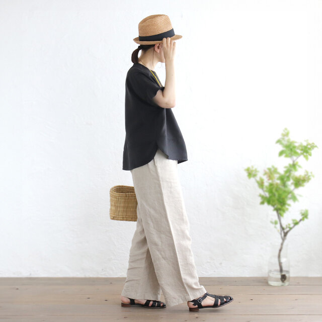 大人のTシャツに。リネンのワイドプルオーバーブラウス（ブラック）TP34 | iichi 日々の暮らしを心地よくするハンドメイドやアンティークのマーケットプレイス