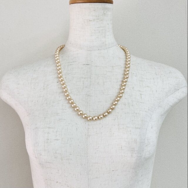 樹脂パールオールノットマチネーネックレス/8mm約60cm/ライトゴールド/G/made in japan | iichi 日々の暮らしを心地よくするハンドメイドやアンティークのマーケットプレイス