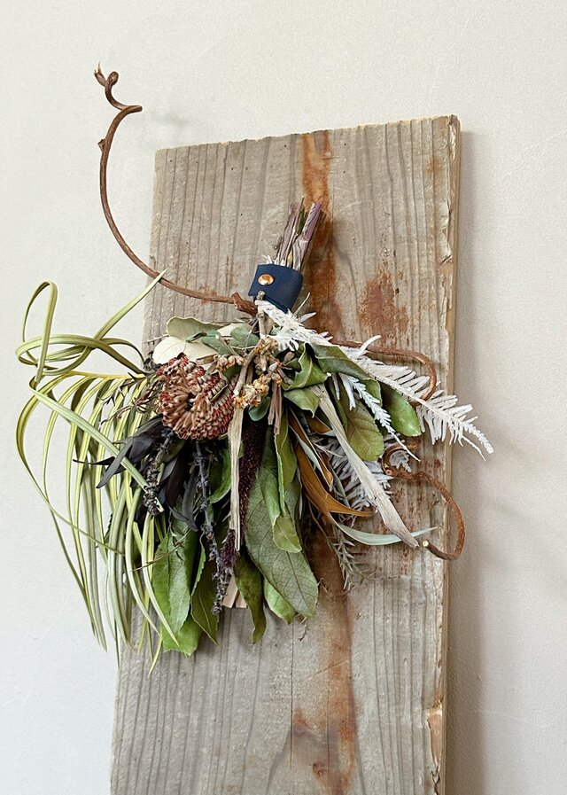 Botanical Swag ― 小さな重み | iichi 日々の暮らしを心地よくするハンドメイドやアンティークのマーケットプレイス