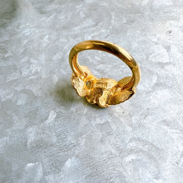 RA102-【 AVON 】エイボン・ヴィンテージリング 1970s Gold Tone Pink Rose Ring | iichi 日々の暮らしを心地よくするハンドメイドやアンティークの ...