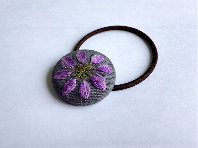 Always*送料無料＊パープルリースのヘアゴム | iichi 日々の暮らしを心地よくするハンドメイドやアンティークのマーケットプレイス