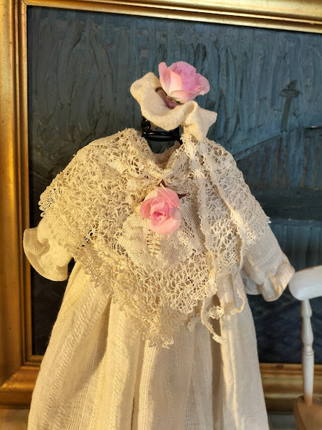 ドール背丈47～50cm用 生成りローン地ドレス、他 送料込み | iichi 日々の暮らしを心地よくするハンドメイドやアンティークのマーケットプレイス